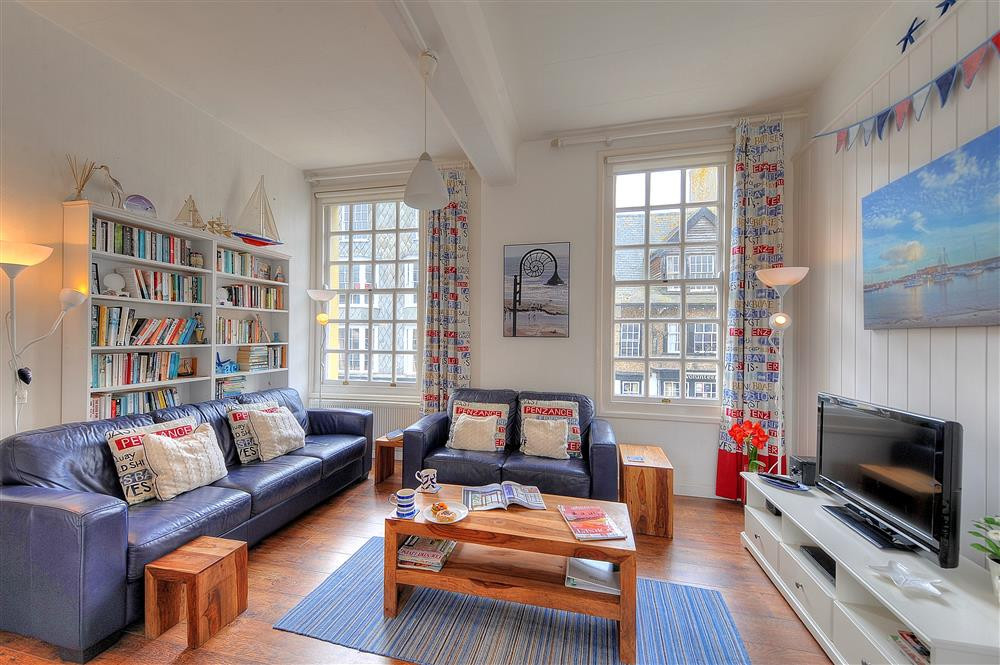 1 The Old Posthouse, Lyme Regis | Holiday Cottage | Bird Spot