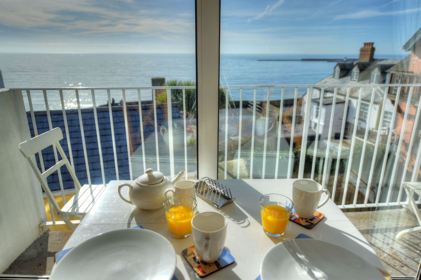 9 Maritime House, West Bay | Holiday Cottage | Bird Spot