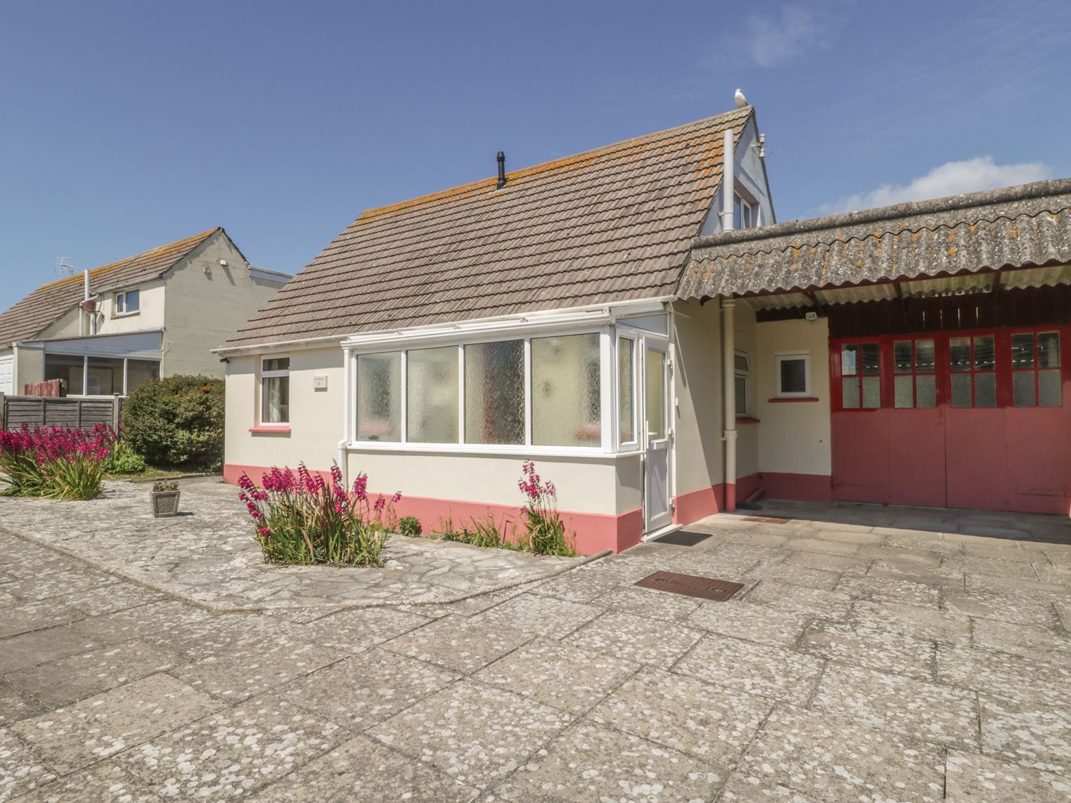 Clematis House, Dorchester | Holiday Cottage | Bird Spot