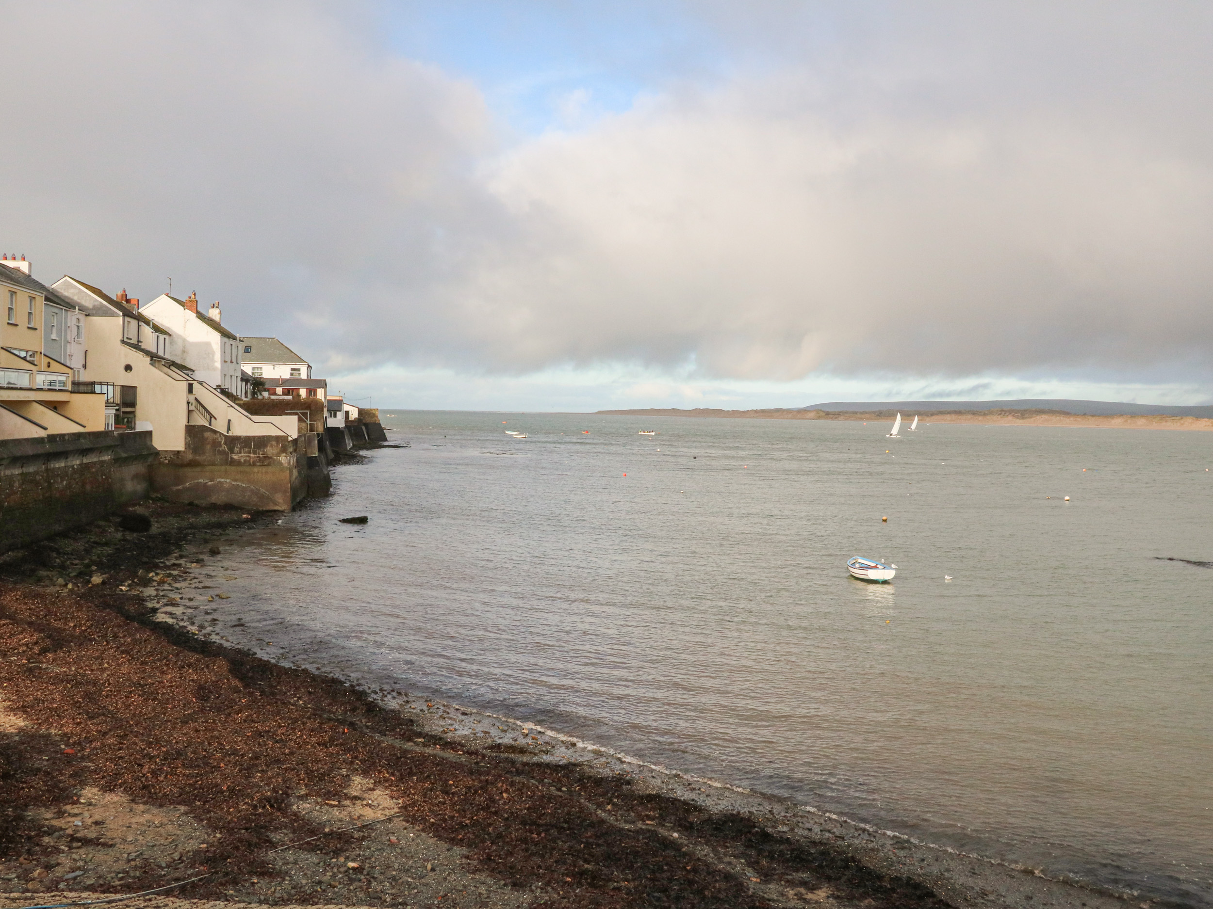 The Retreat, Appledore | Beach Stays