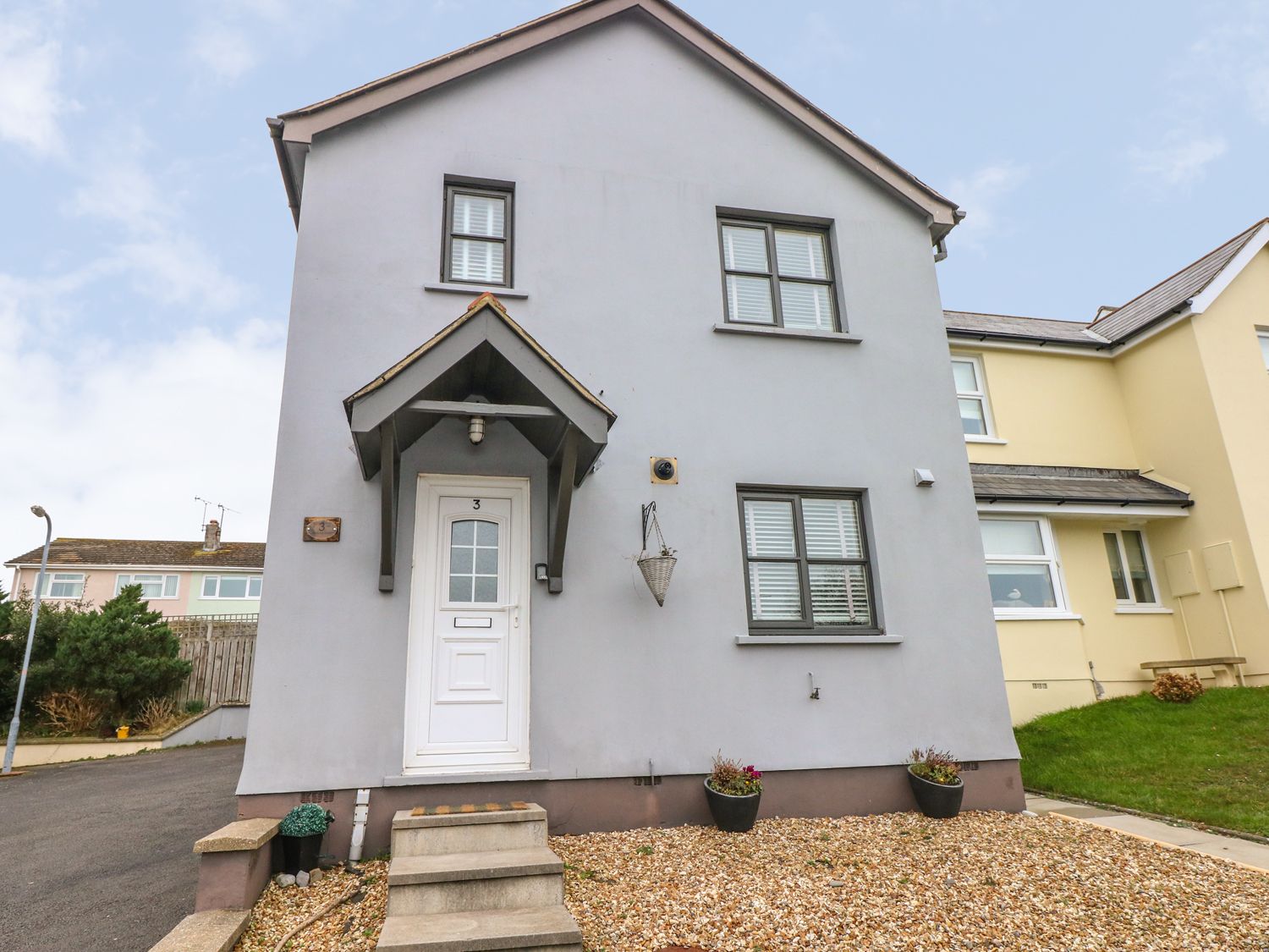 Sandy Bay House | Saundersfoot | Self Catering Holiday Cottage