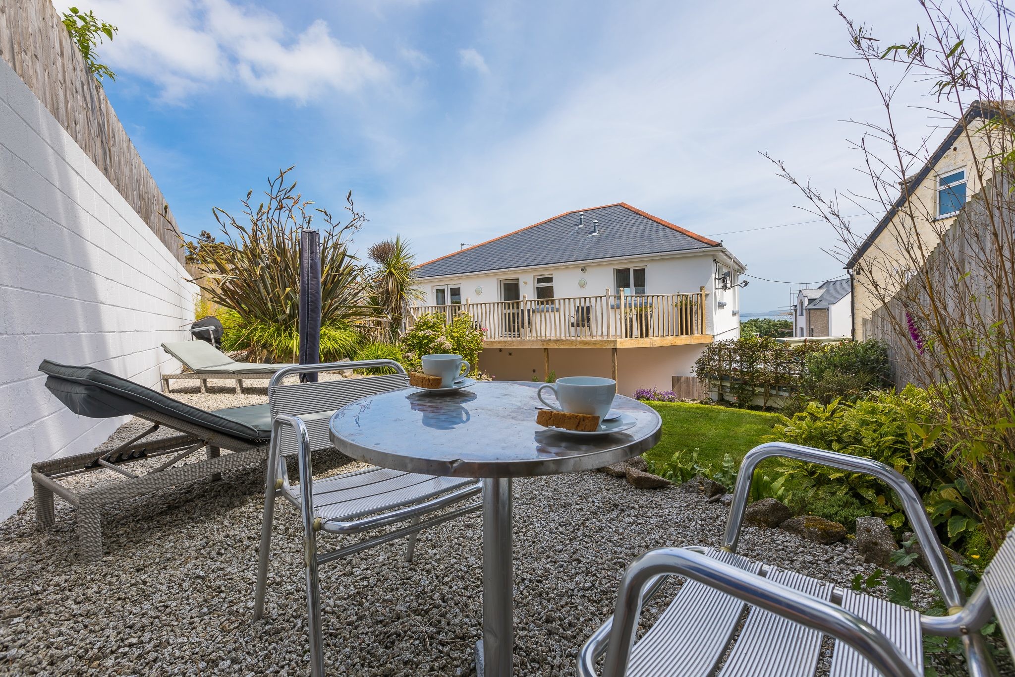 Beachcomber, Carbis Bay | Holiday Cottage | Bird Spot