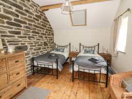 Tynddol Barn | Llanbadarn Fynydd | Self Catering Holiday Cottage
