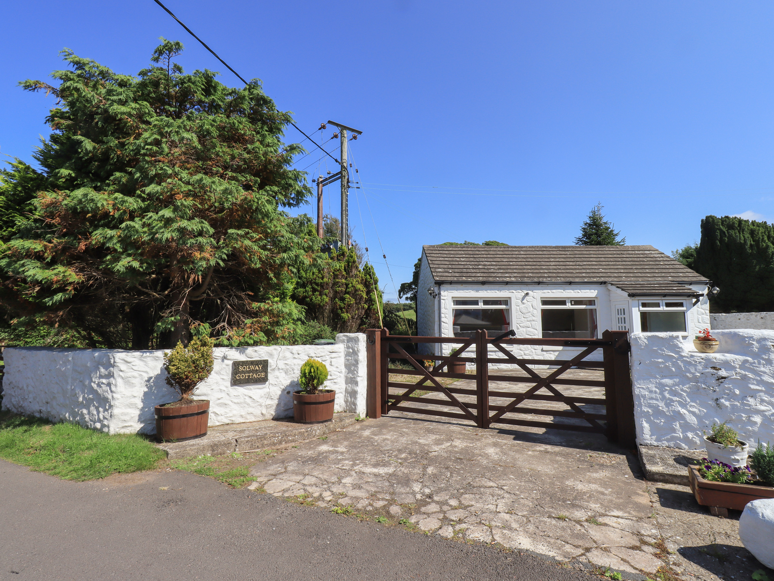 Dumfries and Galloway Cottages (walkhighlands)