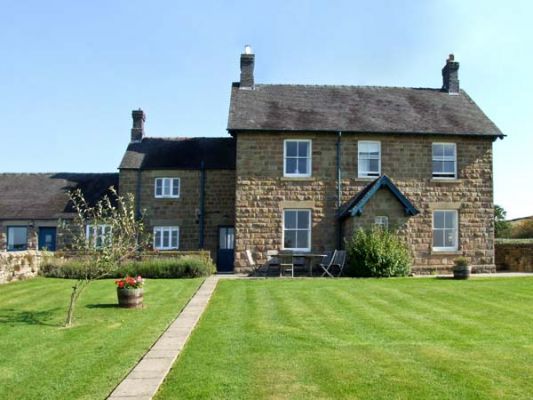Manifold Farmhouse | Holiday Cottages in Shottle