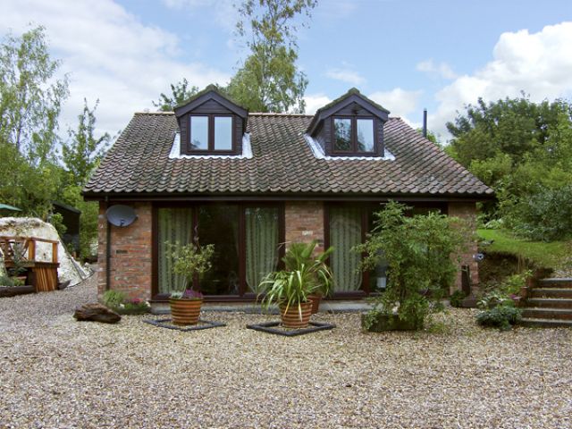 Lincolnshire Cottages | Rent Self Catering Holiday Cottage | Sykes Cottages